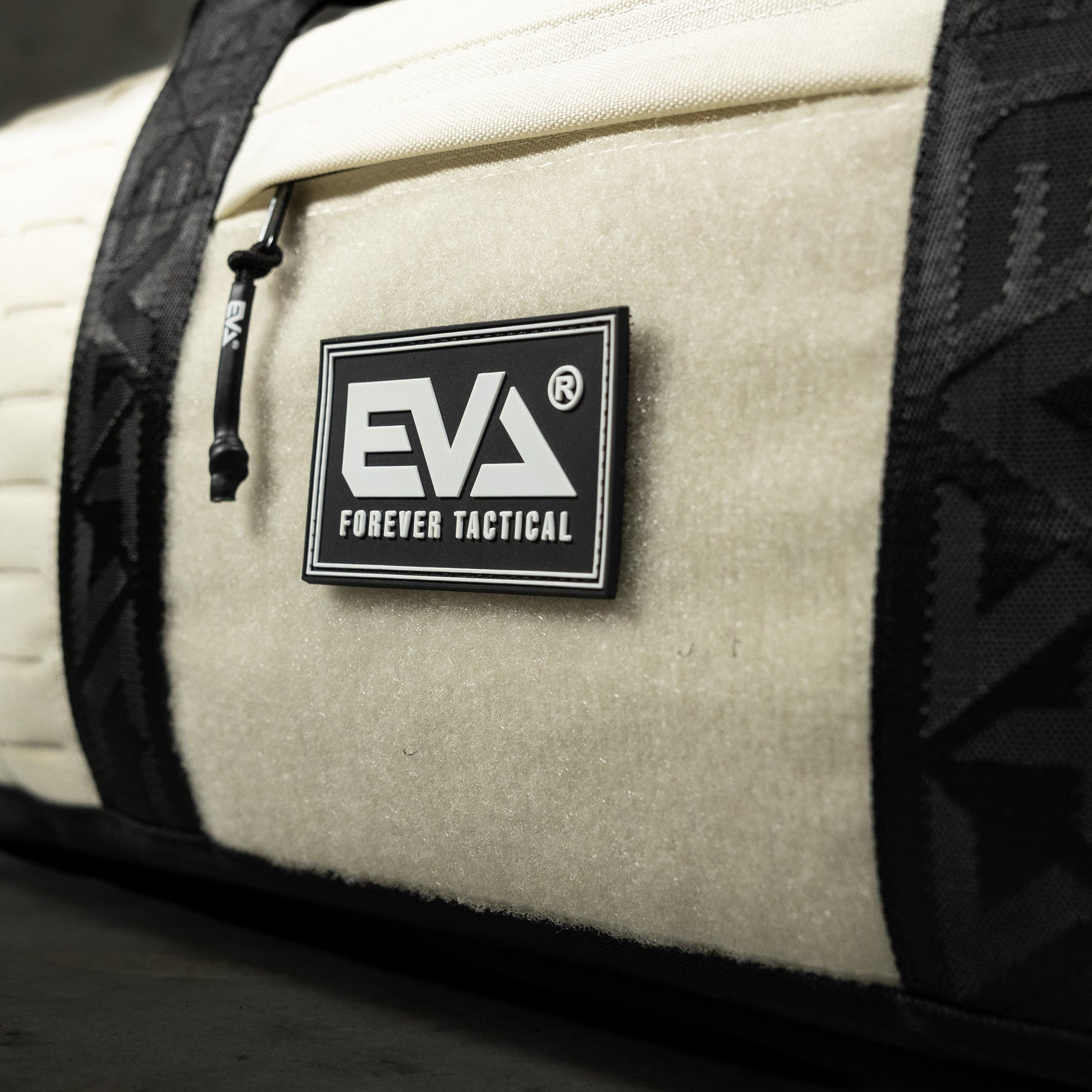EVA Athletic Elite Duffel Bag [ivory]